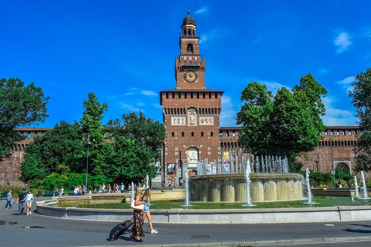 31 Fashionable Facts About Milan - Fact City